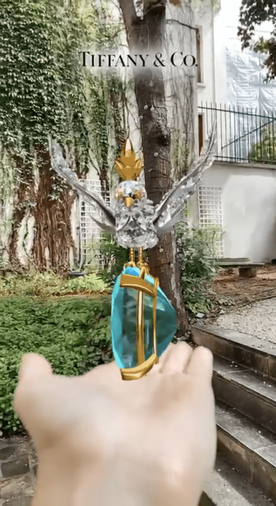 How AR helps luxury brands to build immersive experiences - Smartpixels ...